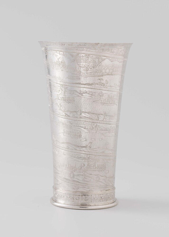 Beker, met panorama van de tocht van Dirk Scheij langs de Rijn van ...
